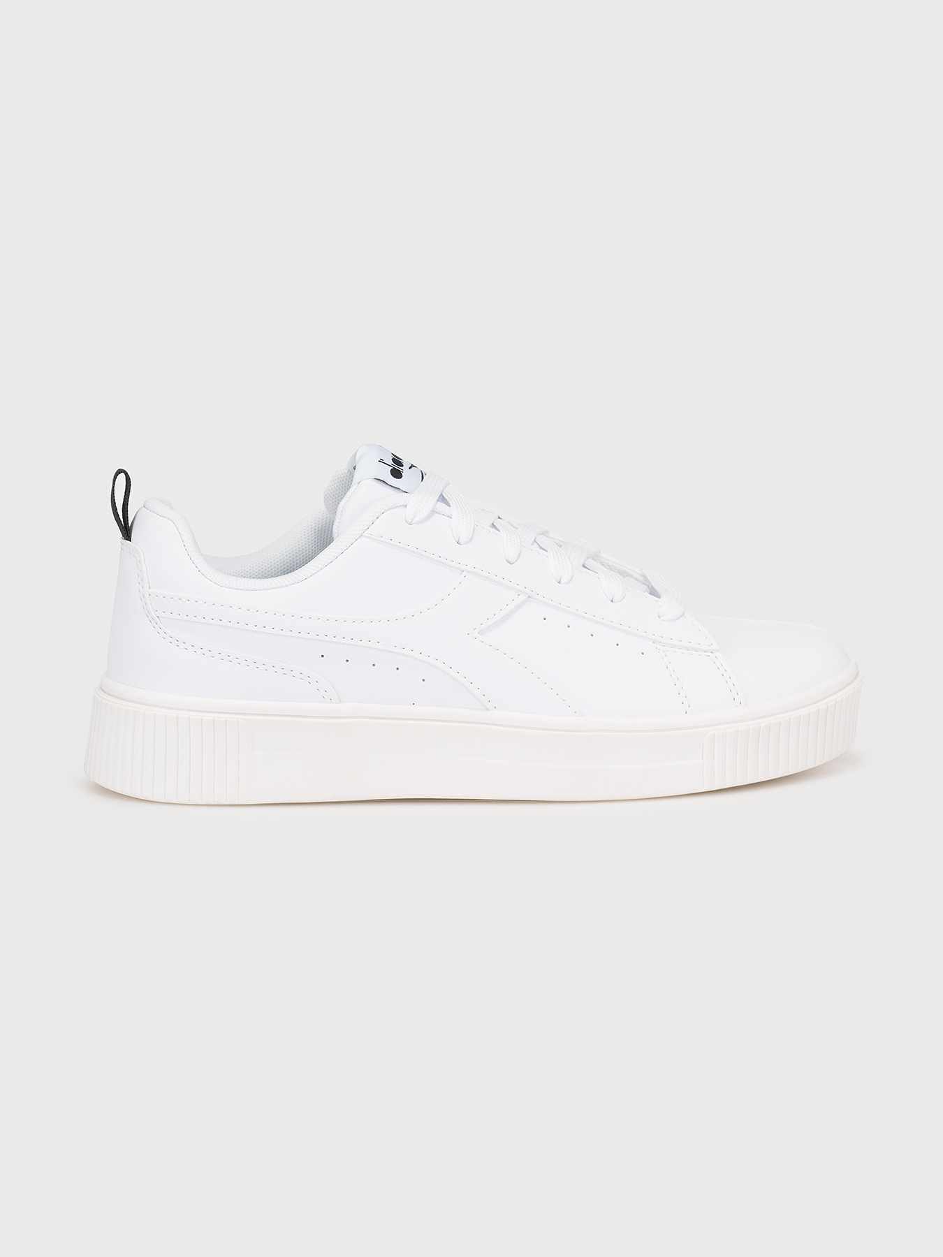 AMBER P white sneakers brand DIADORA — Globalbrandsstore.com/en