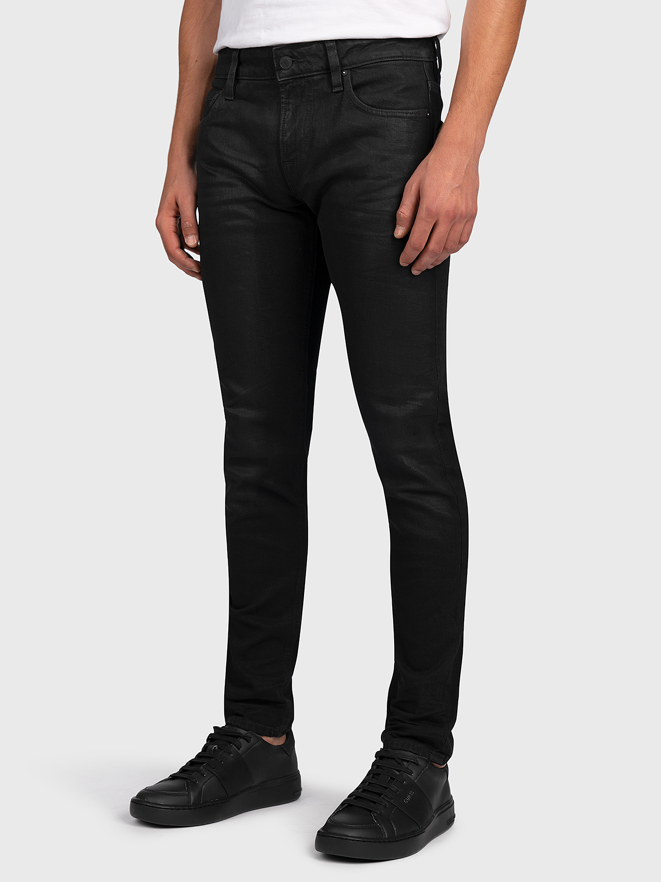 MIAMI Jeans with skinny fit brand GUESS — Globalbrandsstore.com/en