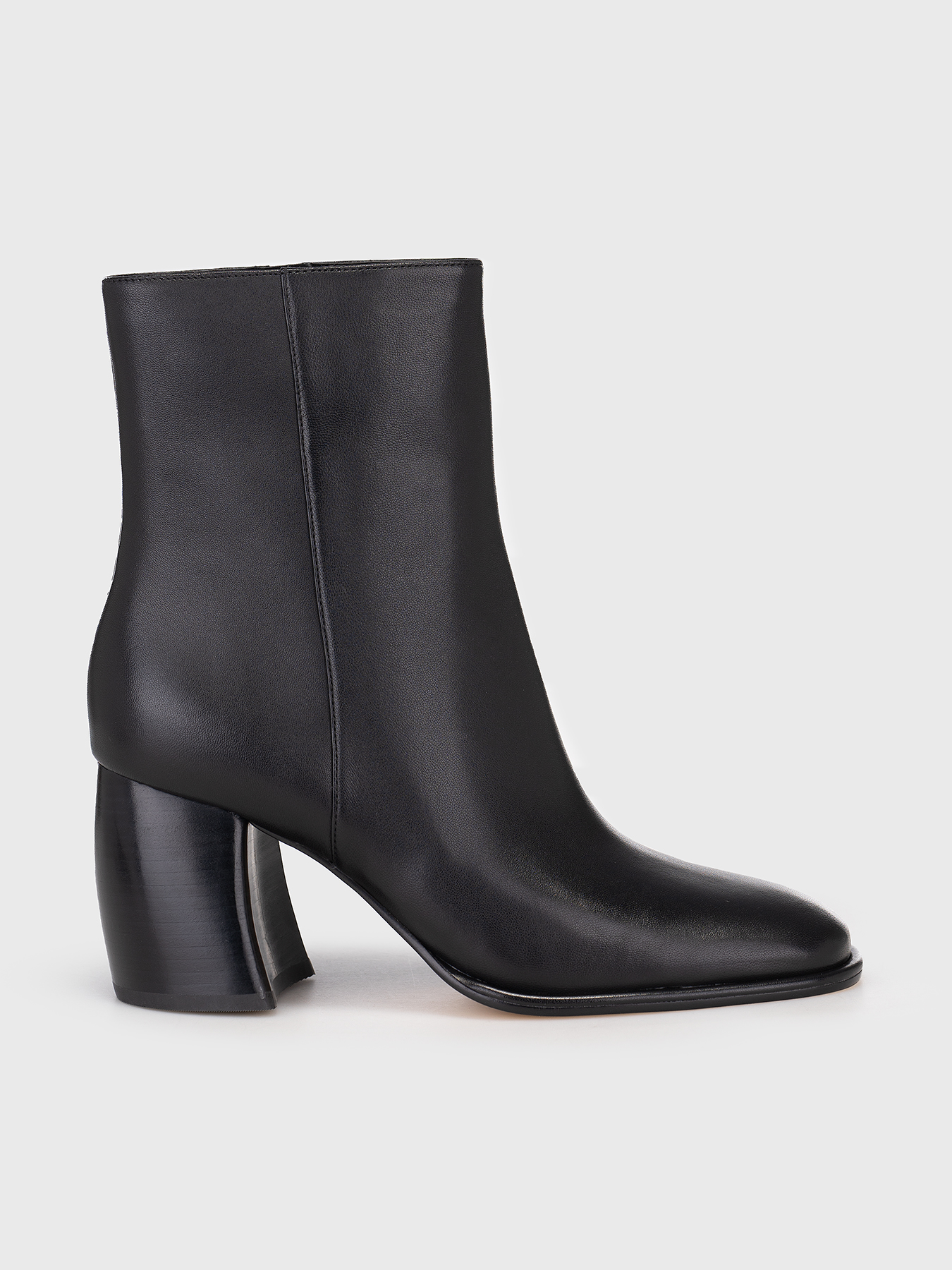 MAUDE leather boot brand MICHAEL KORS — Globalbrandsstore.com/en