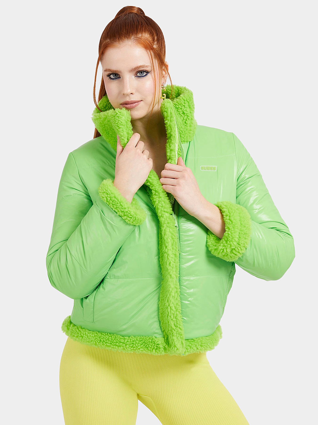 CHARIS black reversible padded jacket brand GUESS — Globalbrandsstore.com/en