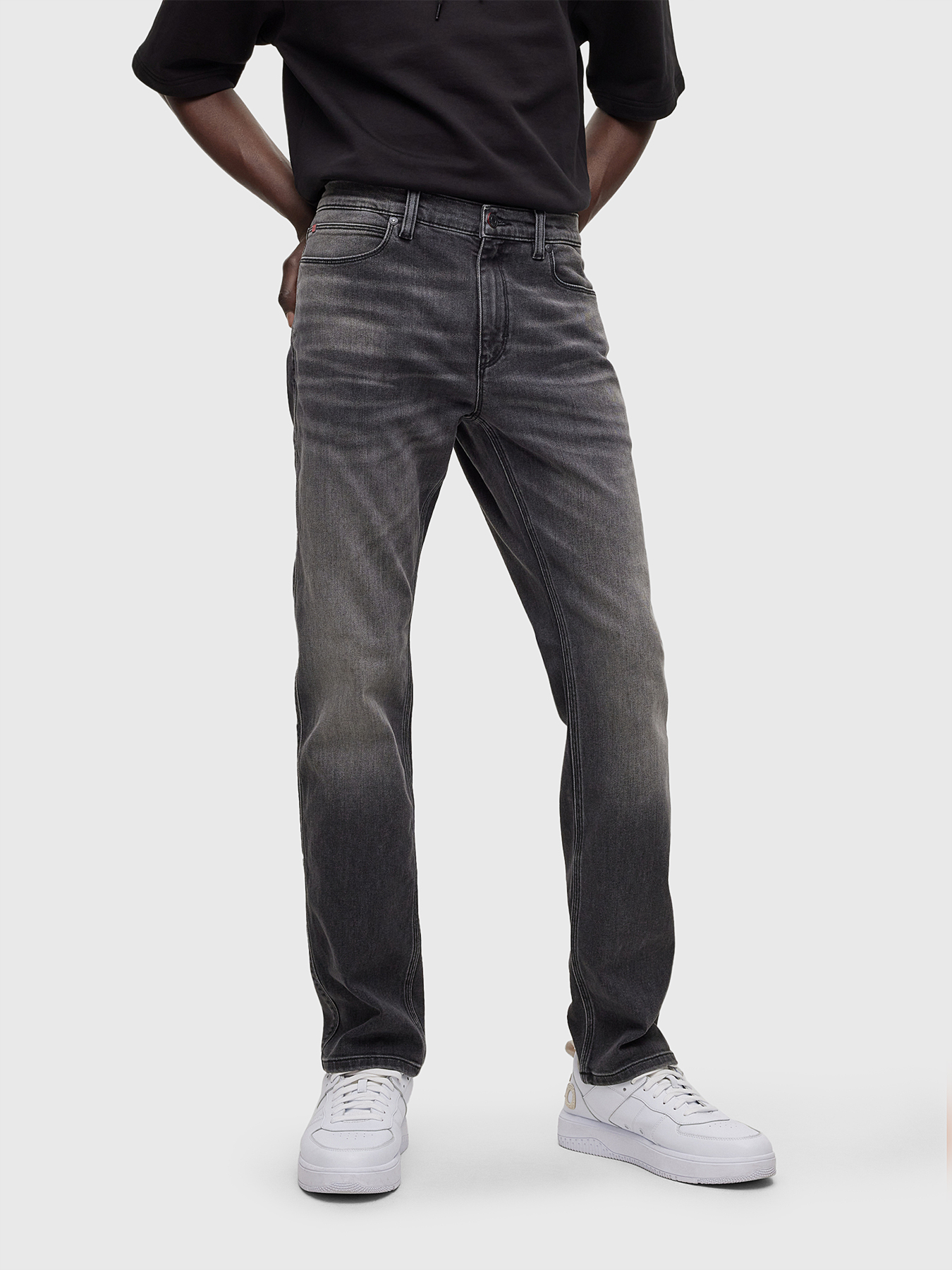 Сиви дънки с избелен ефект на марката HUGO — Globalbrandsstore.com