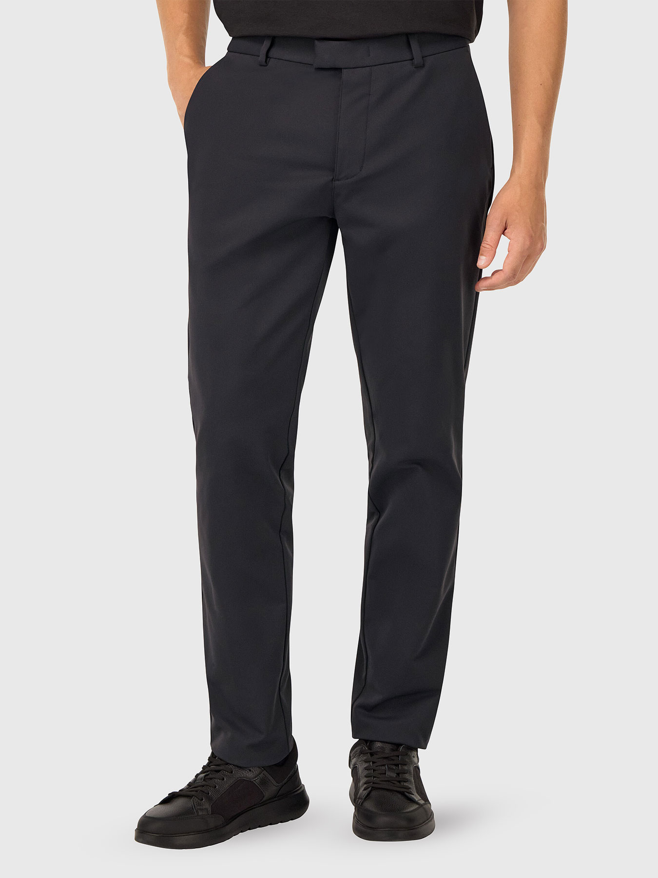 Dark blue pants brand BOGGI — Globalbrandsstore.com/en