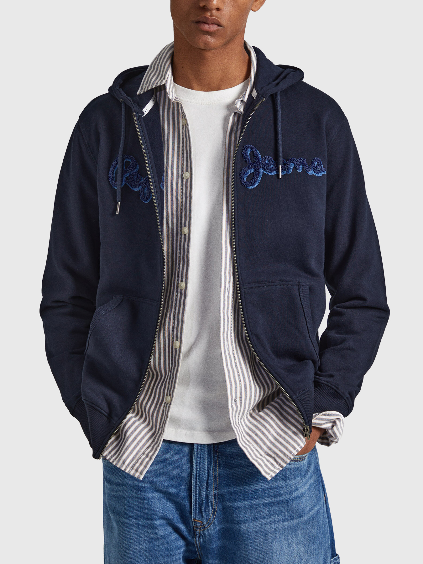Суитшърт RYAN с лого детайл на марката Pepe Jeans — Globalbrandsstore.com