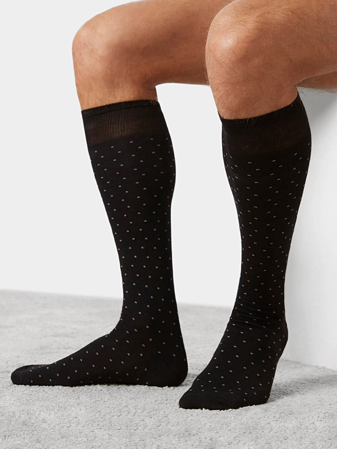 DAILY black socks brand YAMAMAY — Globalbrandsstore.com/en