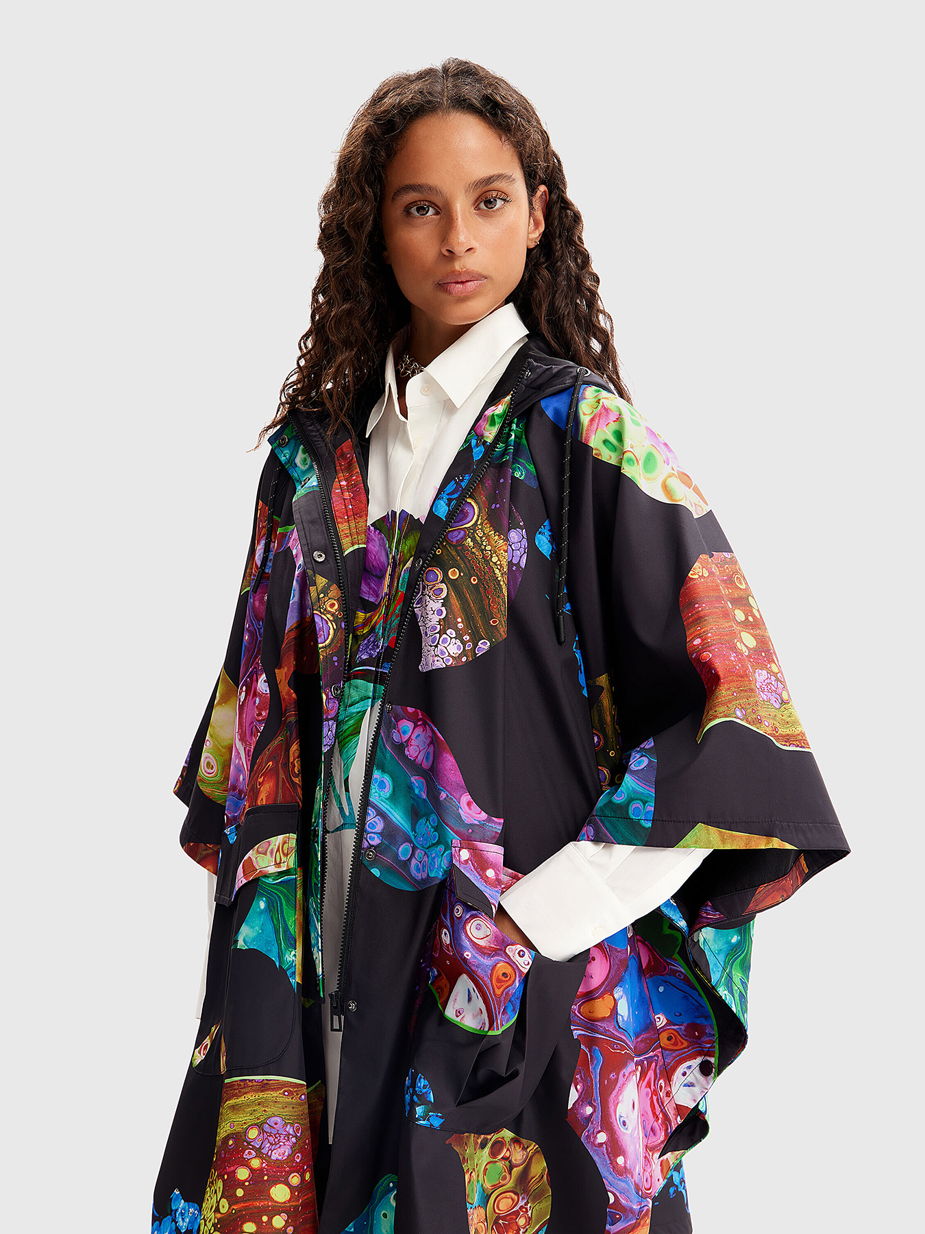 MANCHAS COLIMA poncho brand DESIGUAL — Globalbrandsstore.com/en