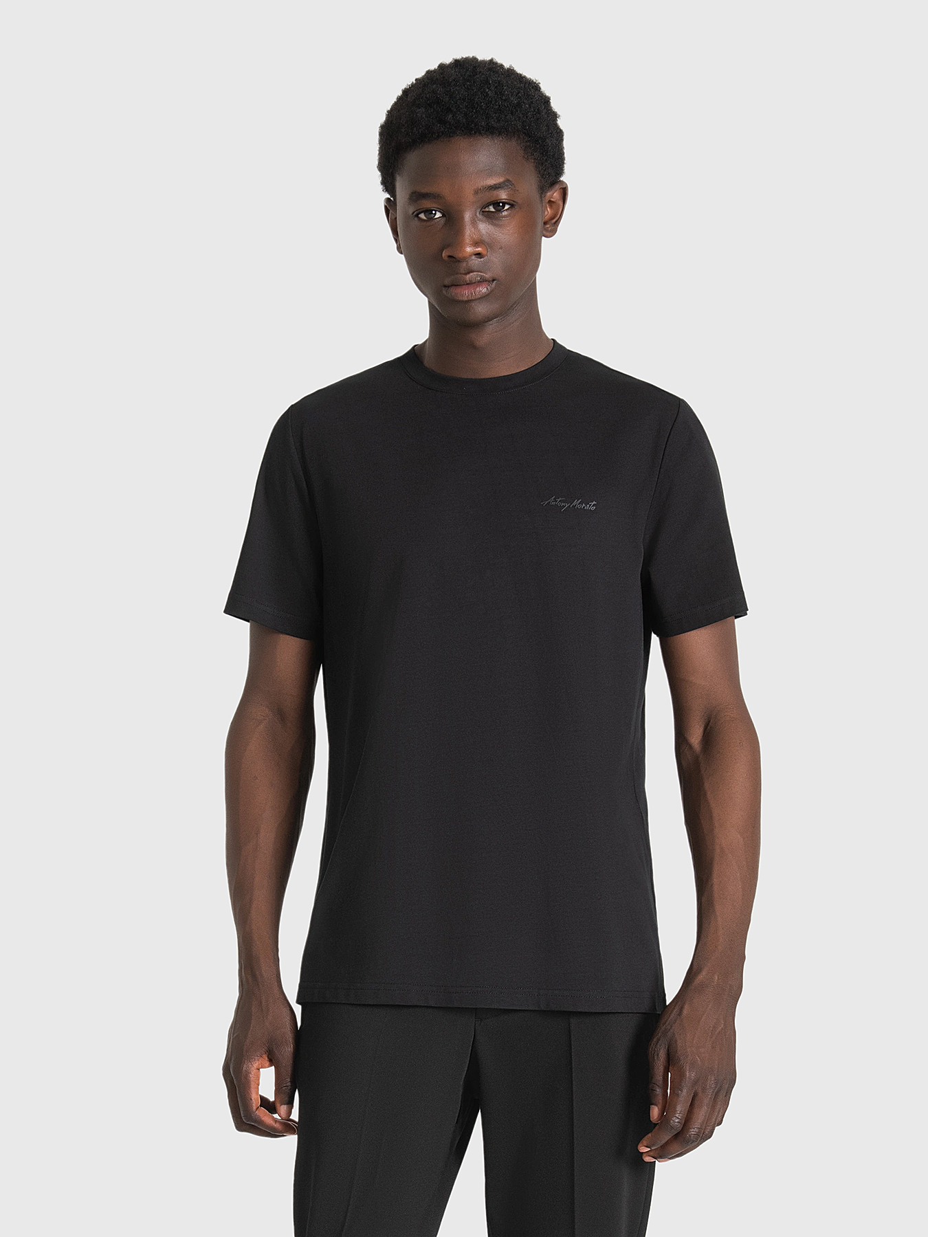 Black logo T-shirt brand ANTONY MORATO — Globalbrandsstore.com/en