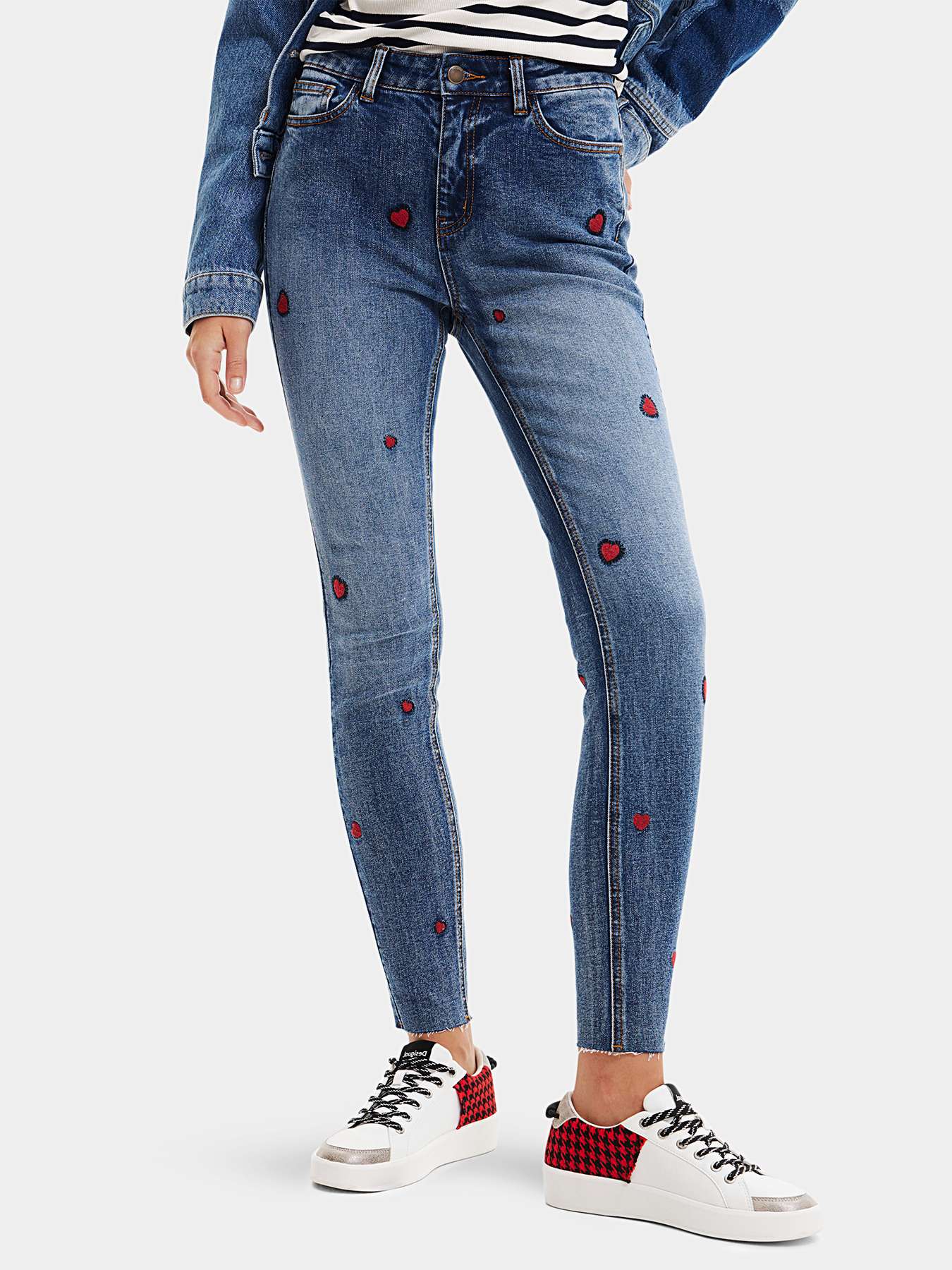 AMORE jeans brand DESIGUAL — Globalbrandsstore.com/en