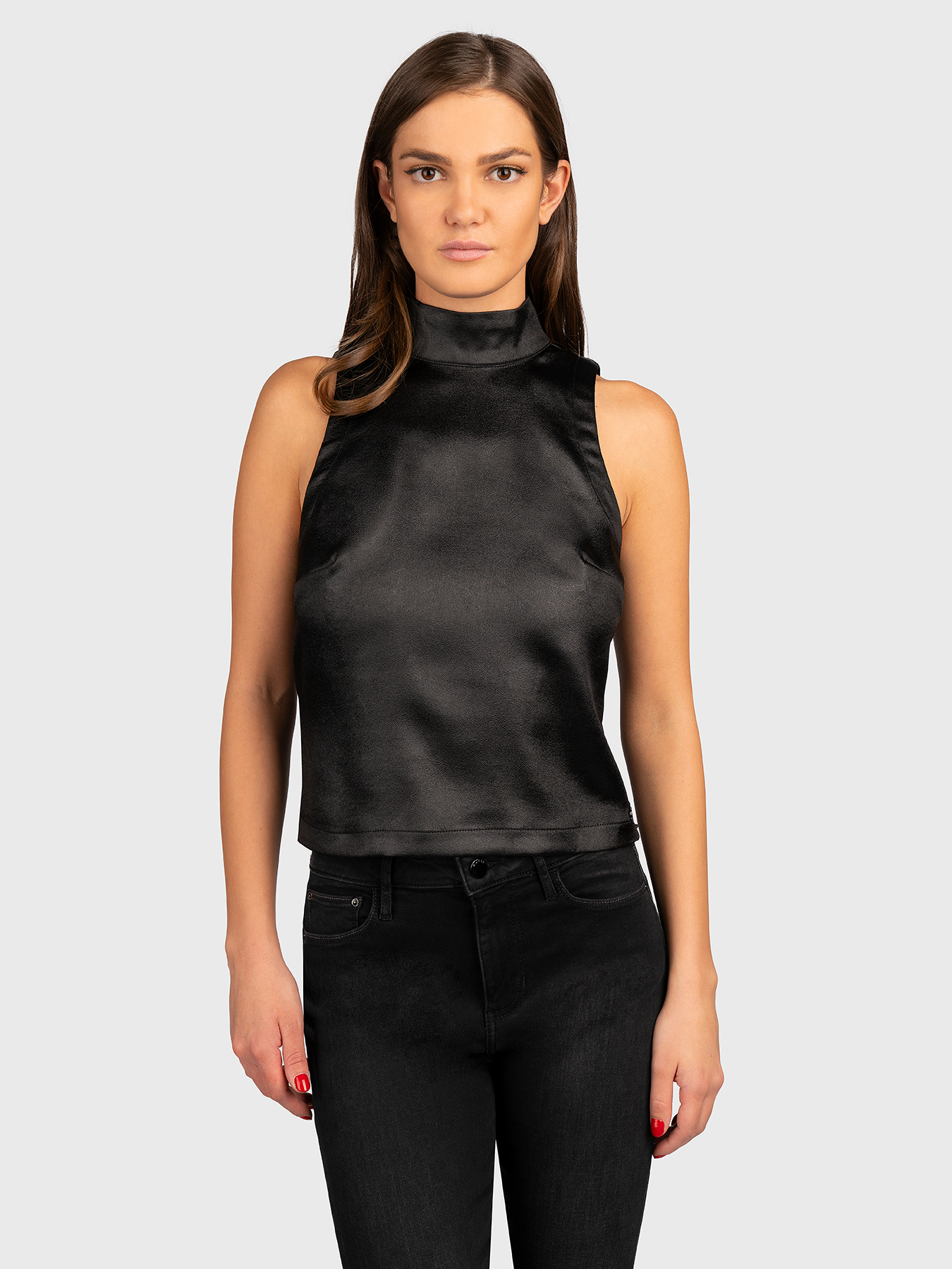 Top DAIANA with polo collar brand GUESS — Globalbrandsstore.com/en